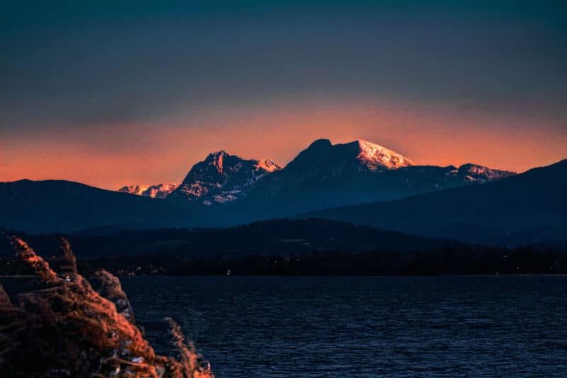How to Turn Day to Night in Photoshop: 2 Complete Methods